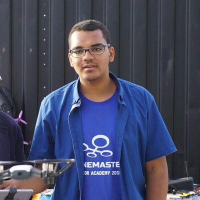 About us - DroneMasters Academy